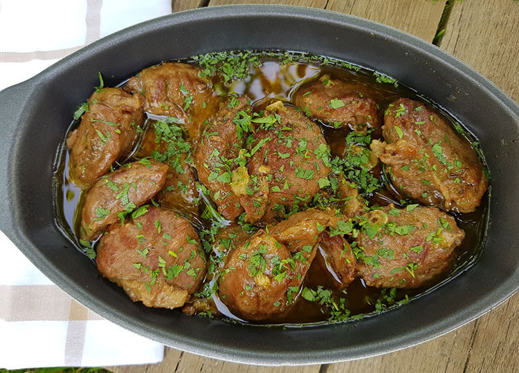 Maseteri cu maghiran - Bucataresele Vesele - Carne de porc si vita