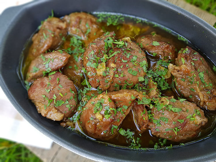 Maseteri cu maghiran - Bucataresele Vesele - Carne de porc si vita