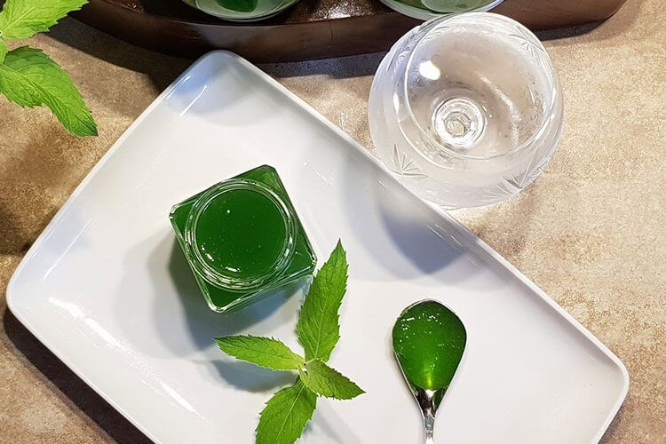 Dulceturi si Compoturi - Bucataresele Vesele